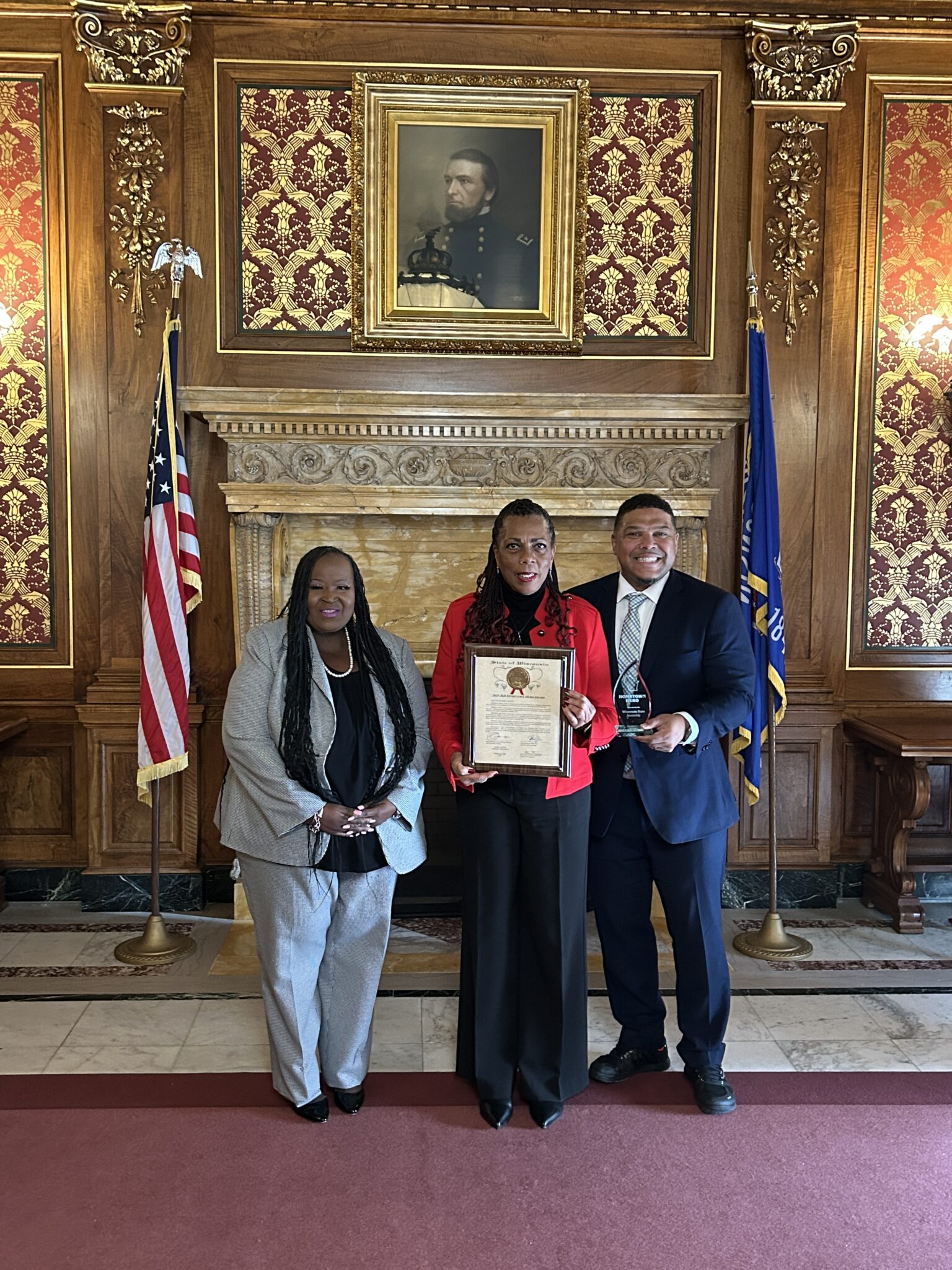 Robyn Davis, J.D., Honored with Hometown Hero Award | Greater Green Bay ...